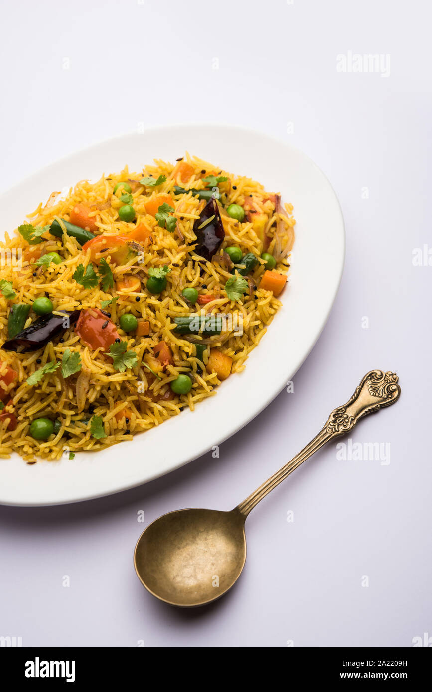 Tawa Pulao/Pulav/Pilaf/Pilau is an Indian Street Food made using ...