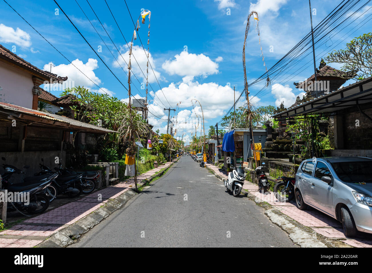 Small street in Ubud, Bali Stock Photo - Alamy