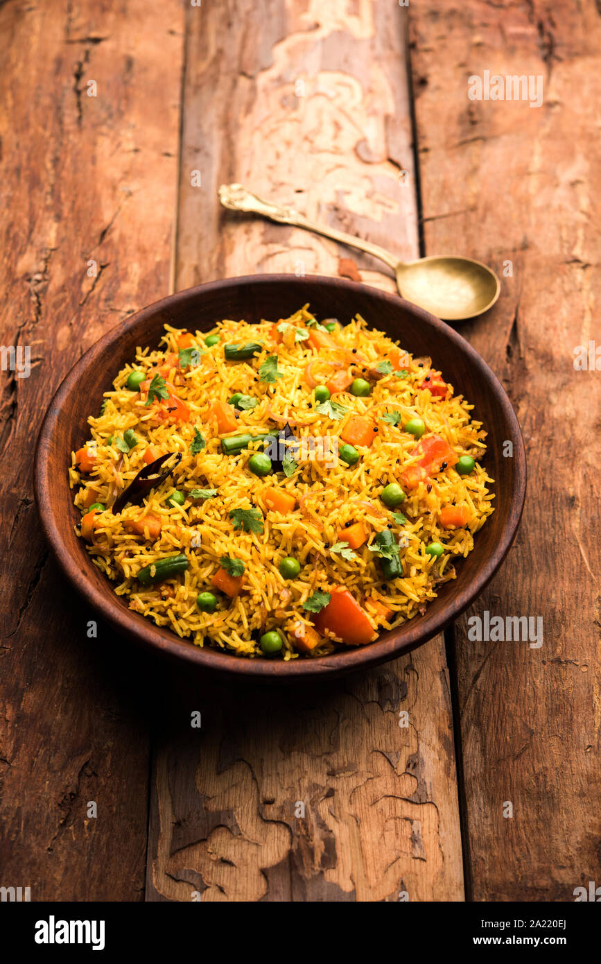 Tawa Pulao/Pulav/Pilaf/Pilau is an Indian Street Food made using ...