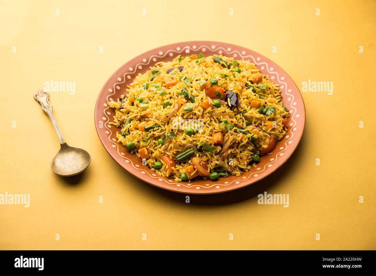 Tawa Pulao/Pulav/Pilaf/Pilau is an Indian Street Food made using ...