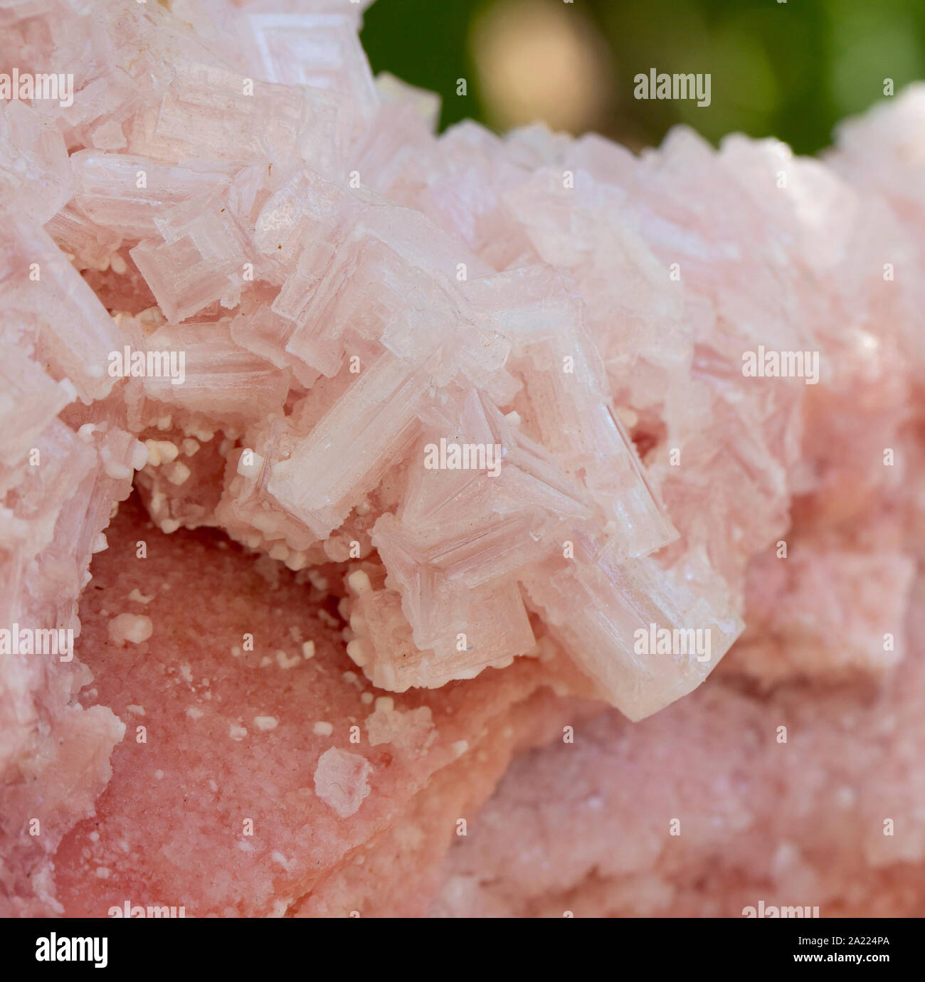 Petalite hi-res stock photography and images - Alamy