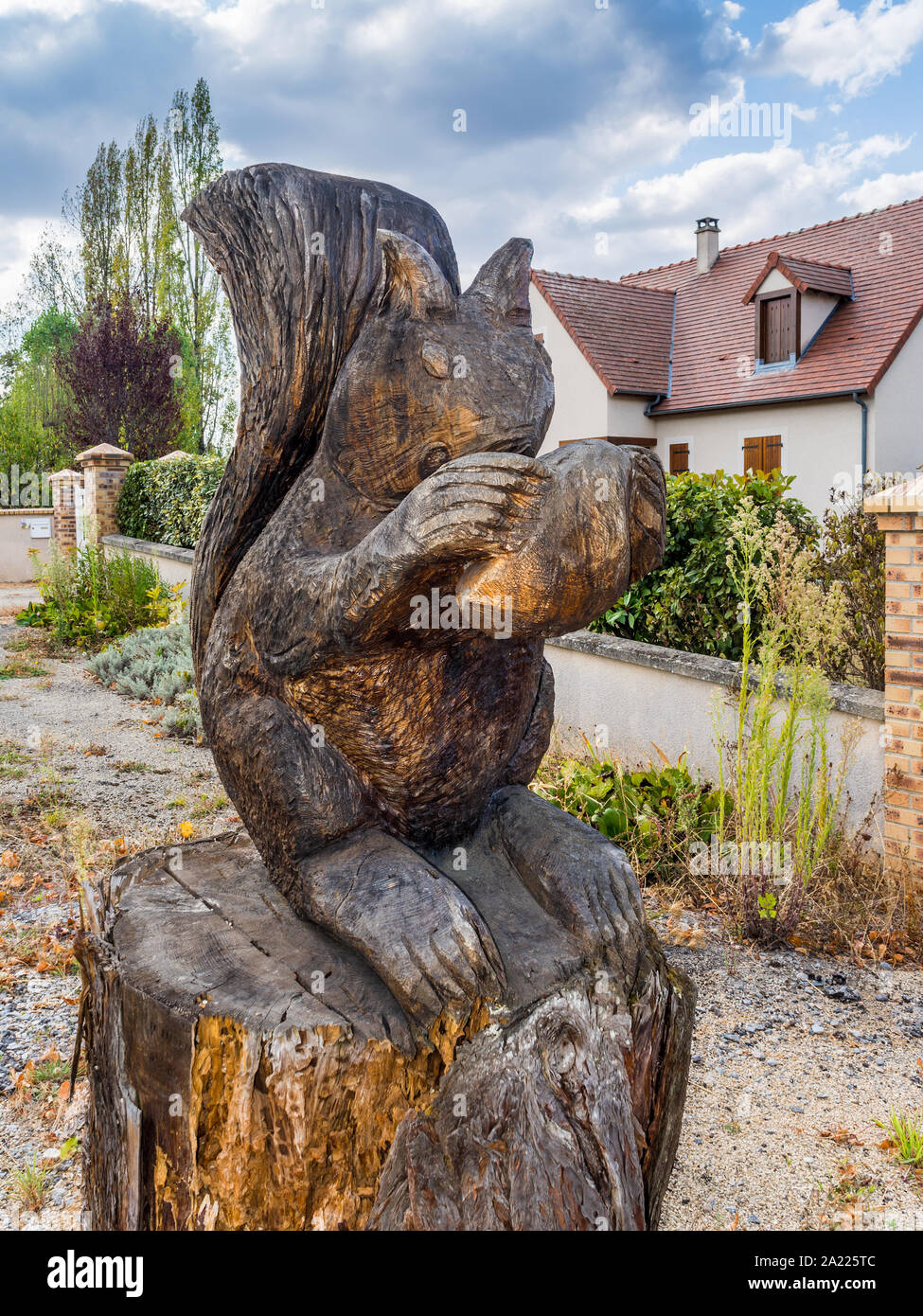 Roadside large lifelike wood carving of squirrel - Prissac, Indre ...
