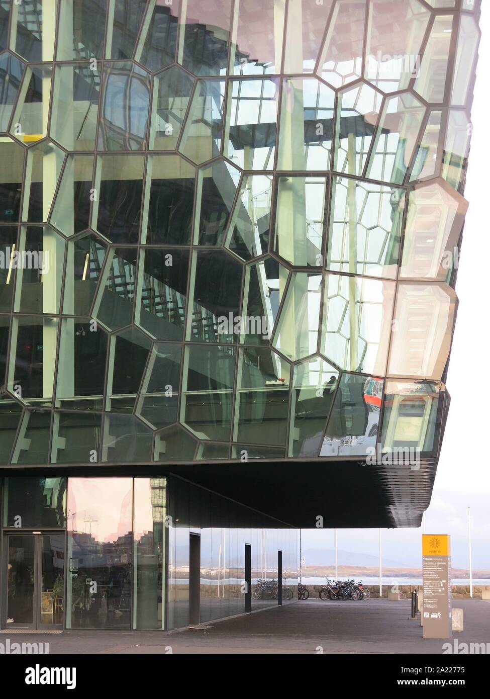 Coloured glass panels hi-res stock photography and images - Alamy