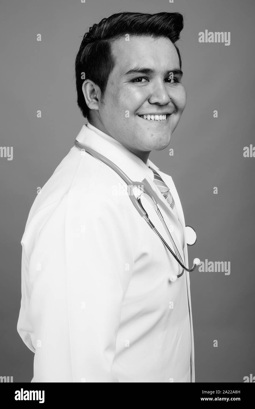 Fat man at the doctor hi-res stock photography and images - Alamy