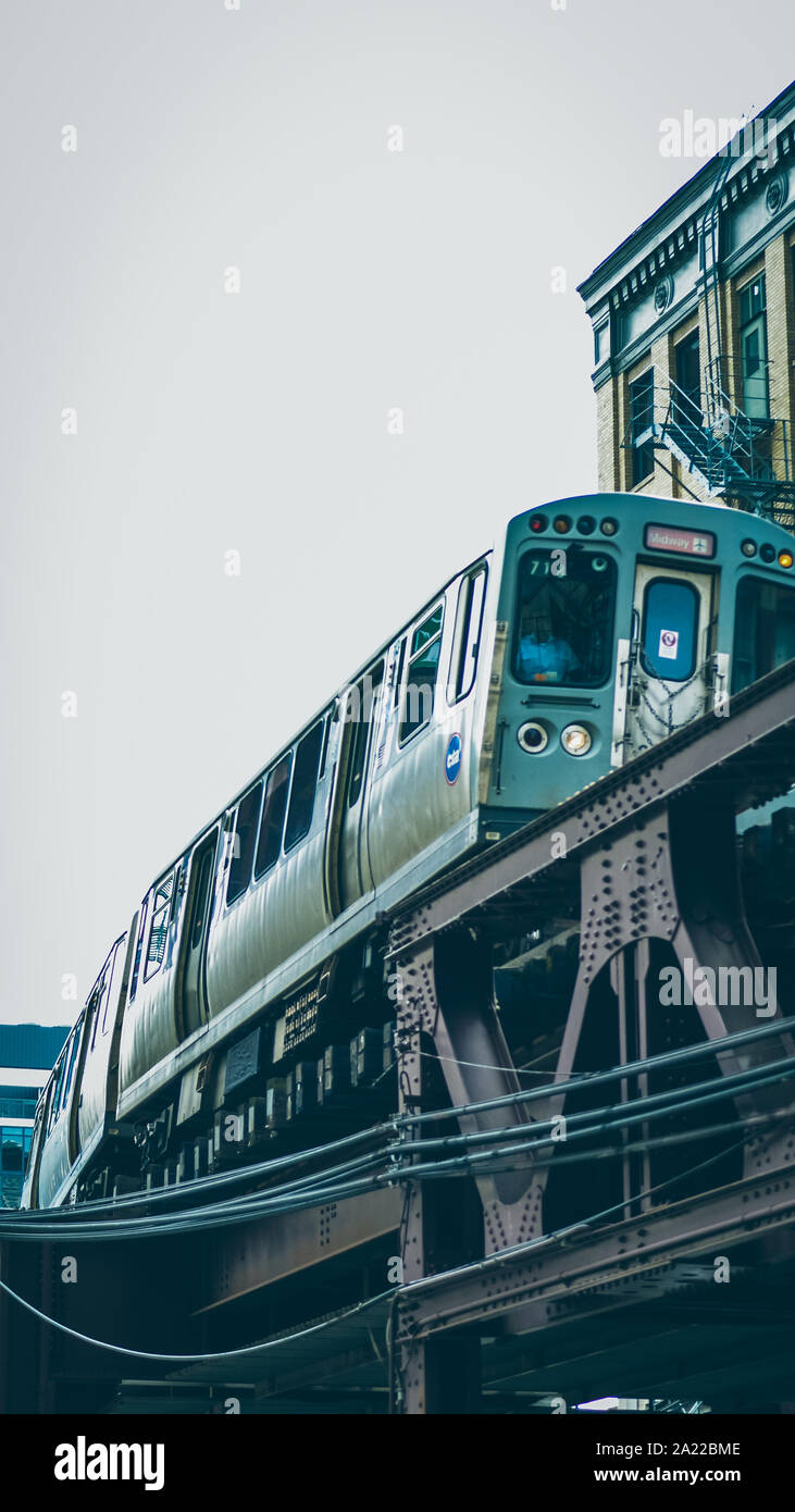 Chicago L Train High Resolution Stock Photography and Images - Alamy