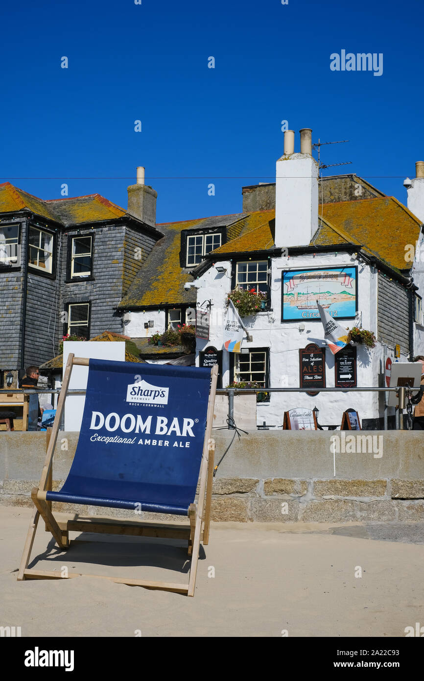 The Sloop Inn, St Ives, Cornwall Stock Photo - Alamy