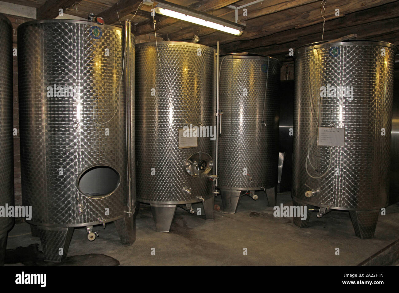 Distillation tanks hi-res stock photography and images - Alamy