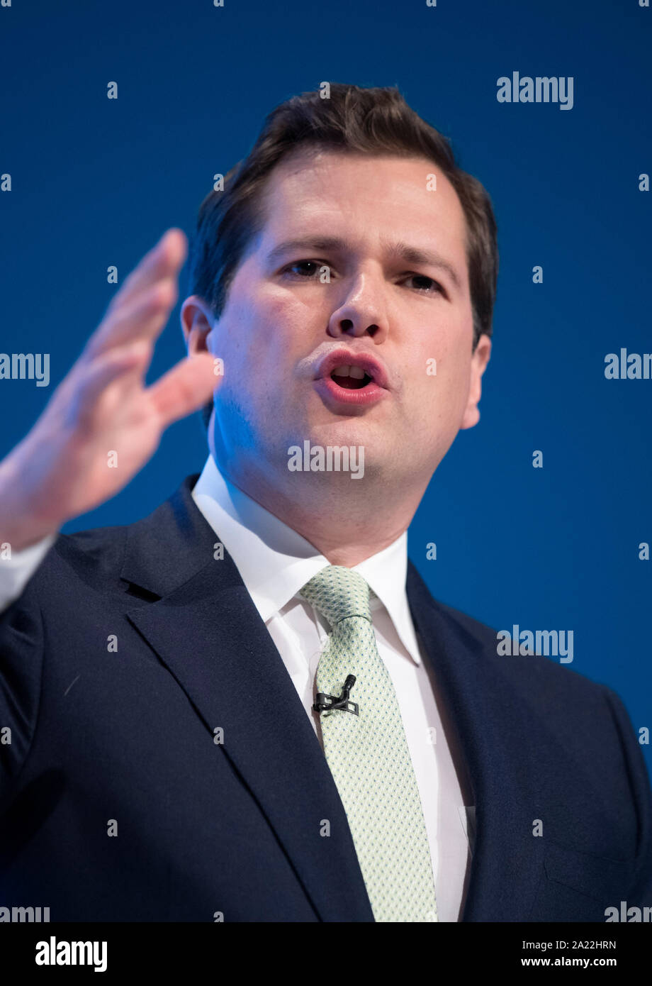 Conservative mp newark hi-res stock photography and images - Alamy