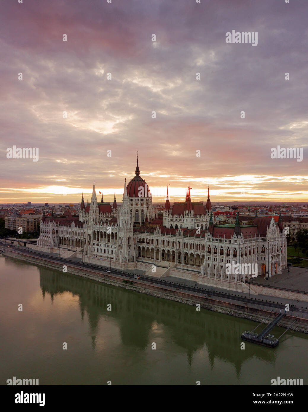 Hungarian Parliament building in fantastic fall morning lights Stock ...