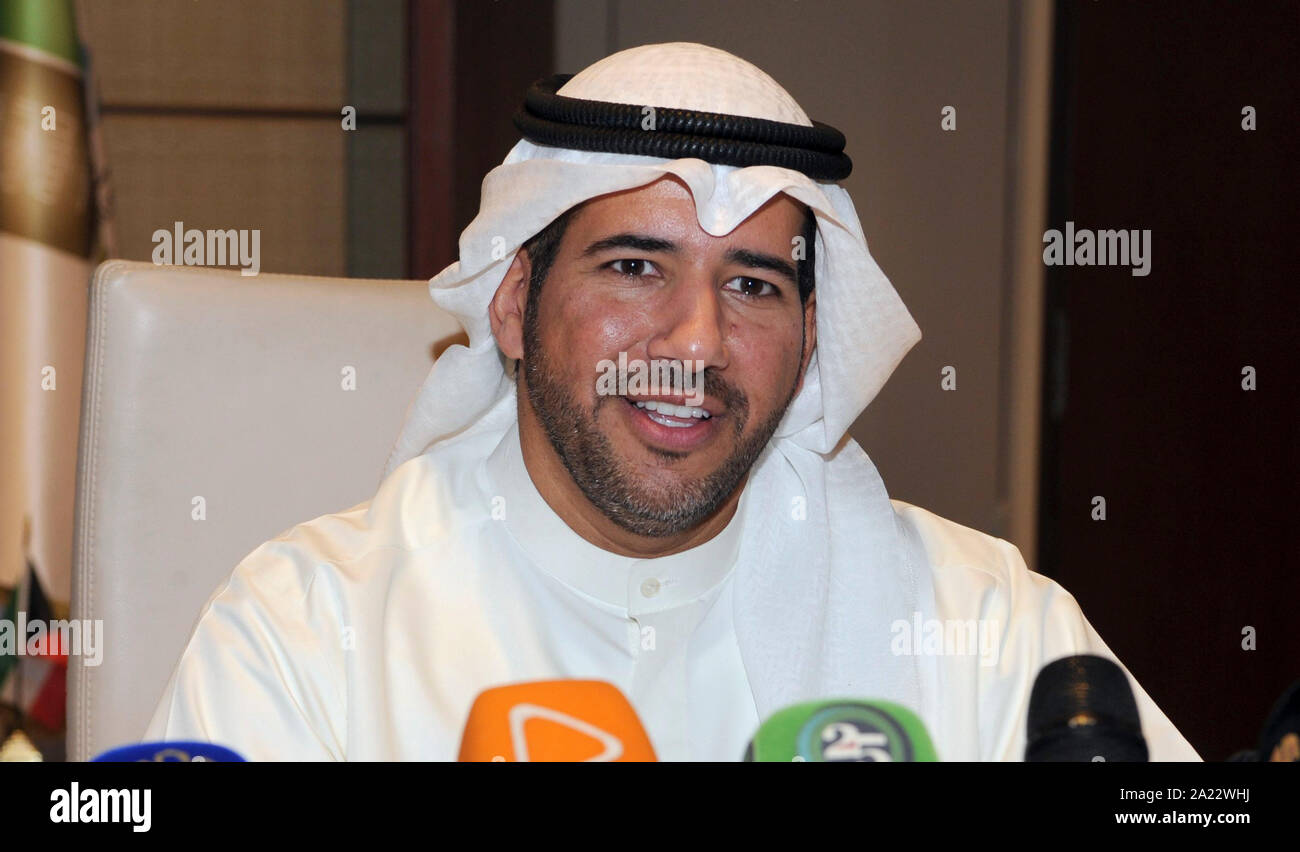 Coping with change hi-res stock photography and images - Alamy