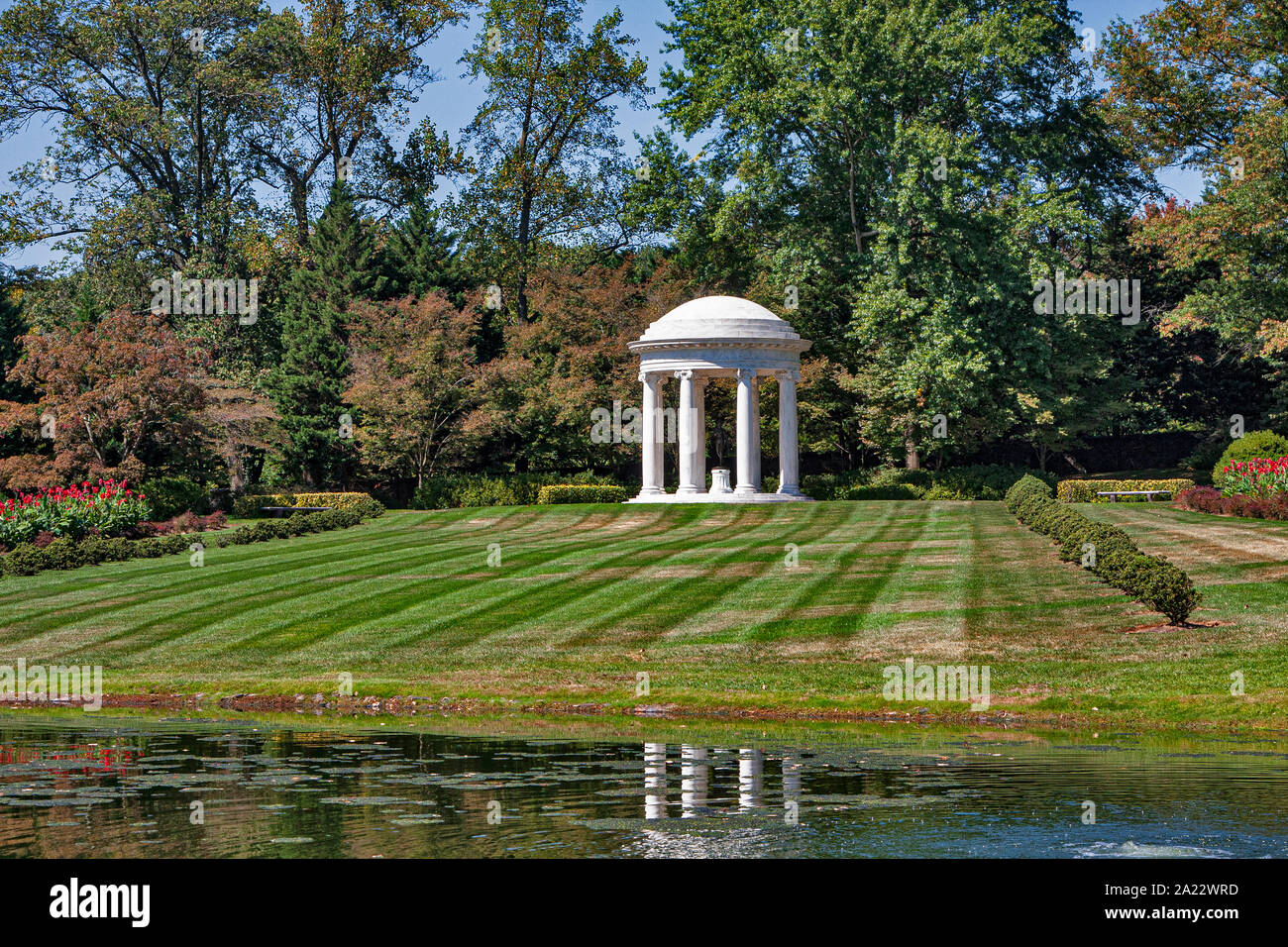 USA, Delaware, Wilmington, Nemours Estate, House, Gardens, fall ...