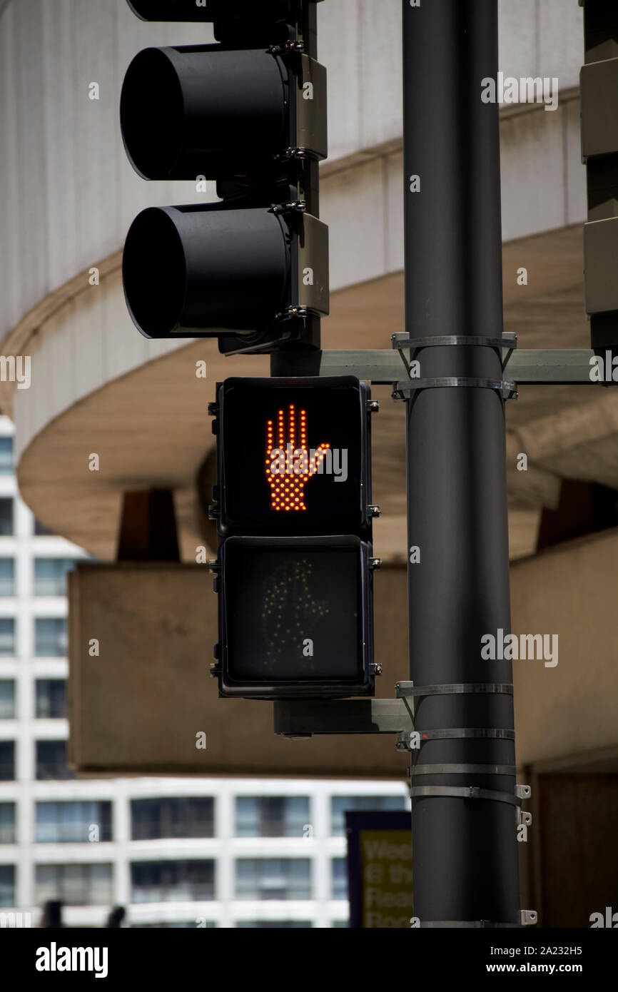 Hand stop red signals hi-res stock photography and images - Alamy