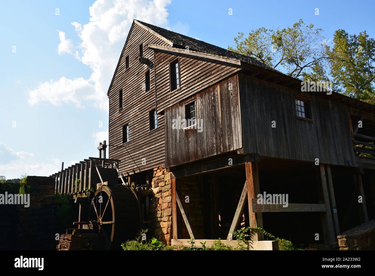 North carolina colonial era hi-res stock photography and images - Alamy