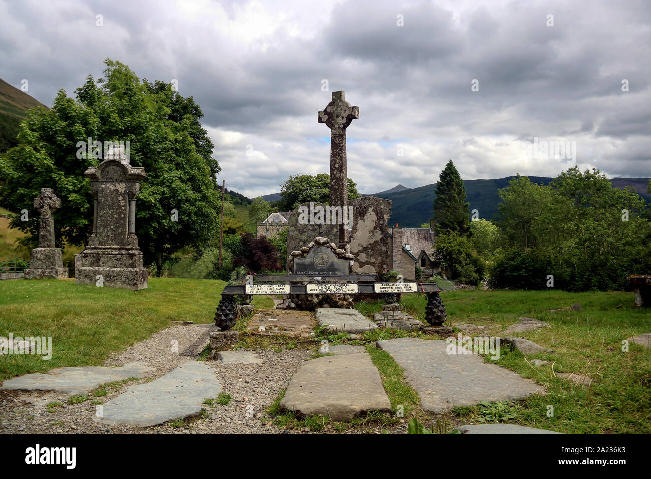 Grave of Scottish patriot Rob Roy MacGregor in Balquhidder Scotland ...