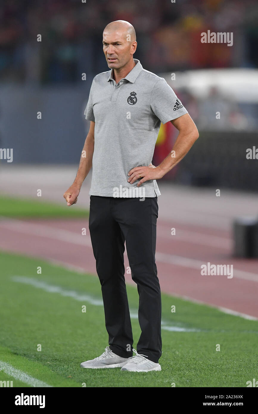Zinedine zidan hi-res stock photography and images - Alamy