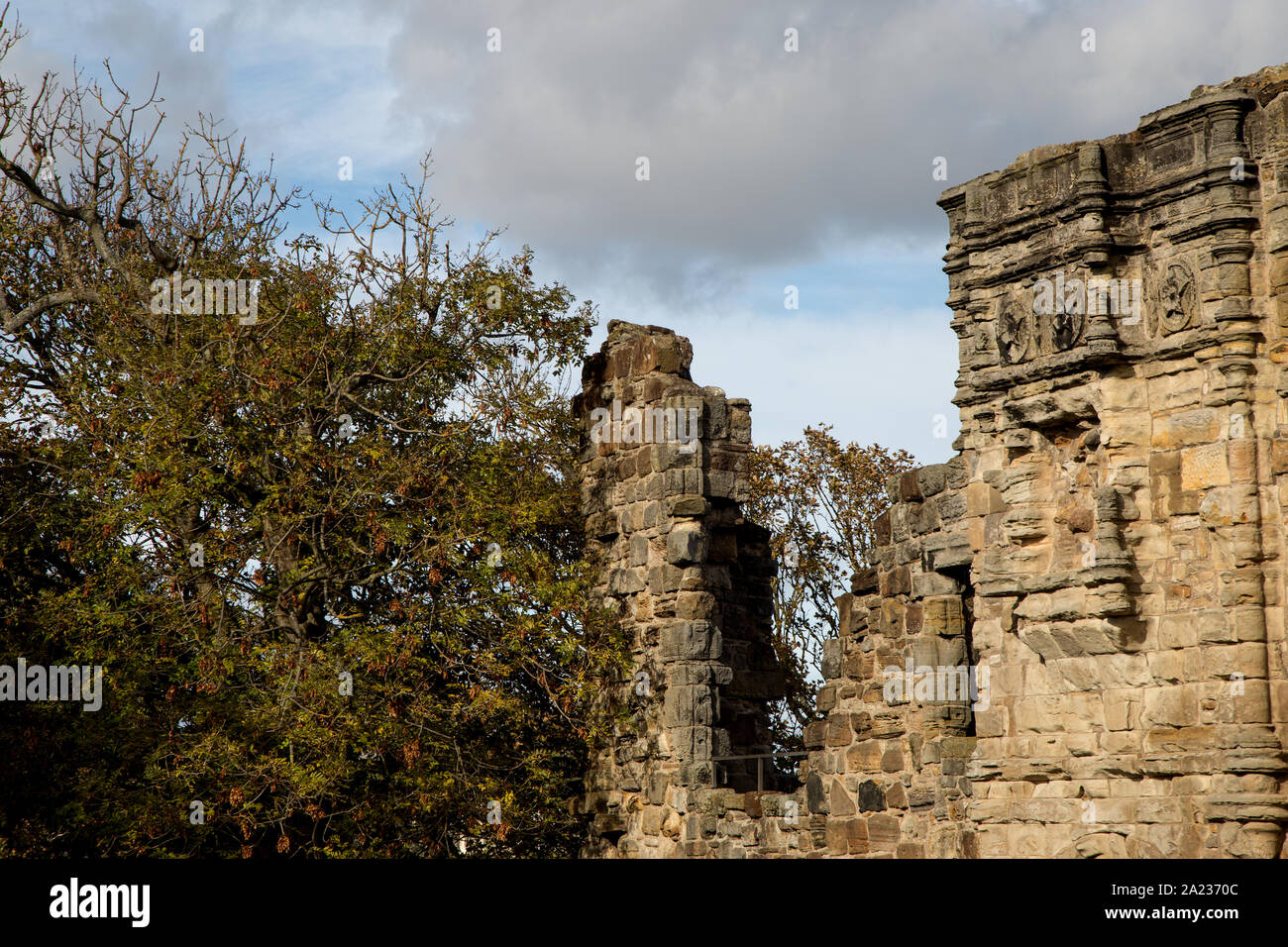 Ruined rampart hi-res stock photography and images - Alamy