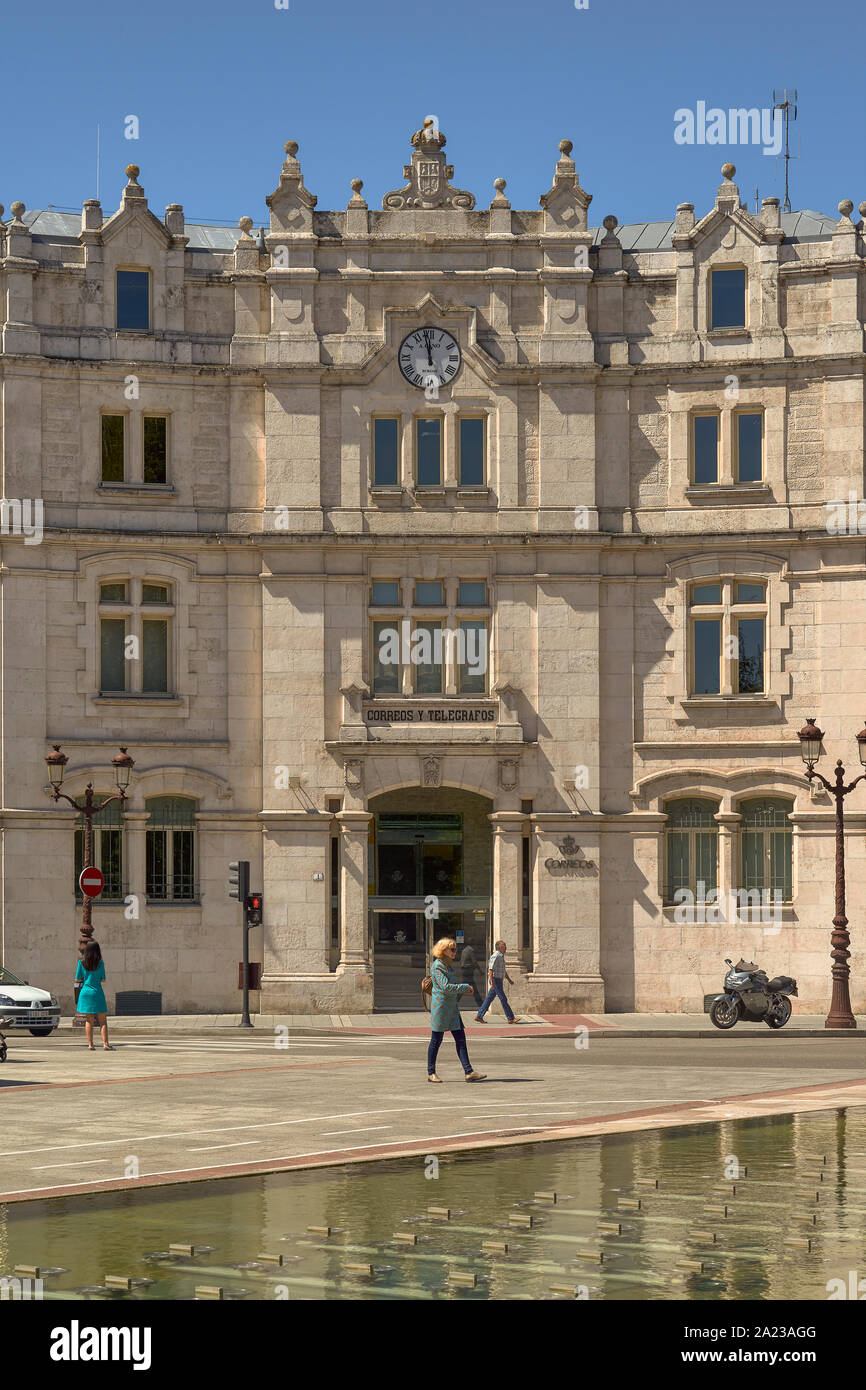 Post and Telegraph building of the 20th century, Plateresque and ...