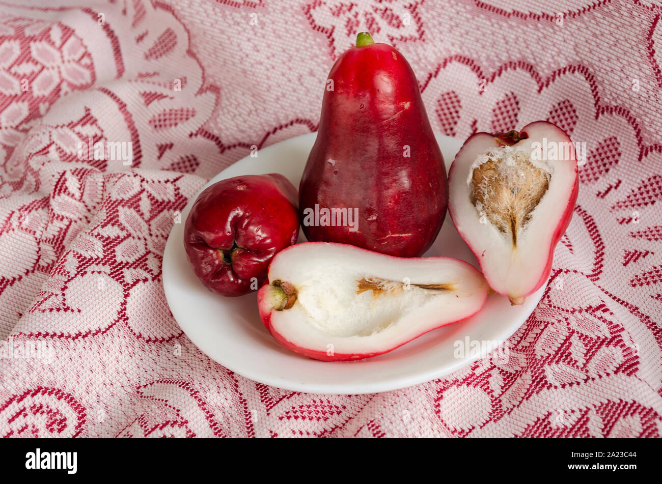 Otaheite Apples Inside And Skin Color Stock Photo - Alamy