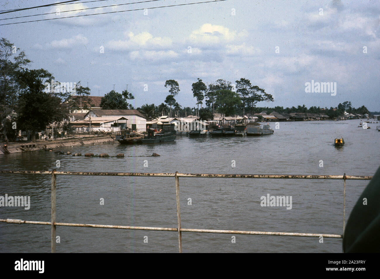 Us lcm landing craft hi-res stock photography and images - Alamy