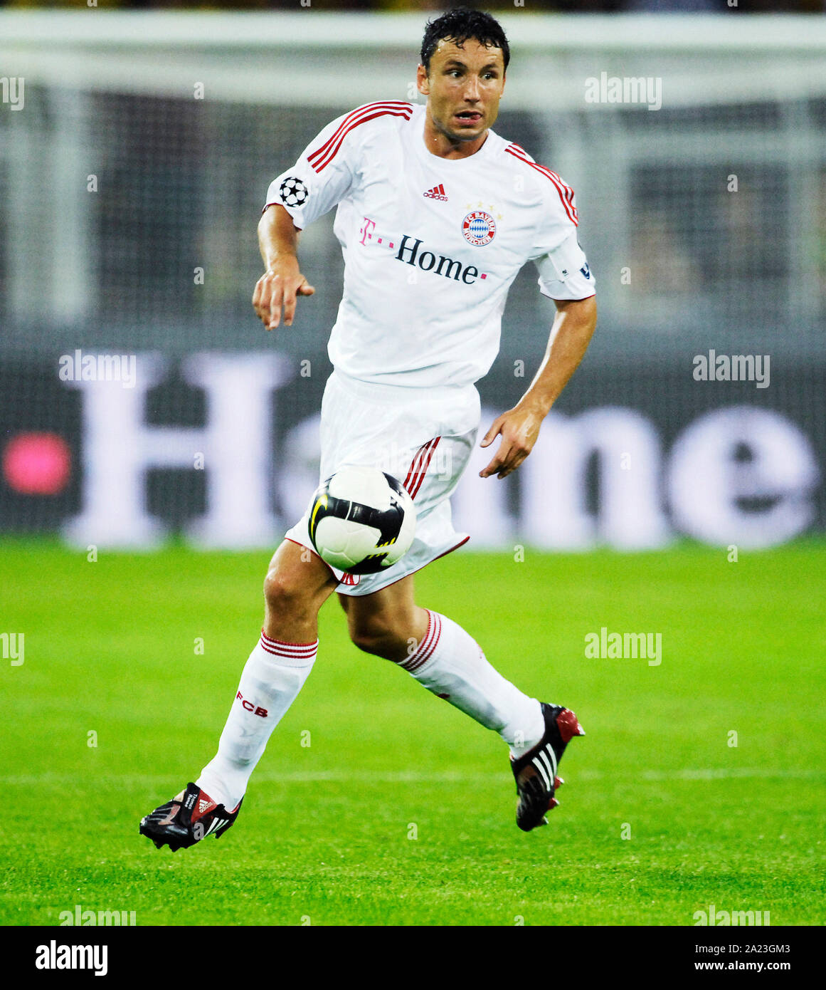 Van bommel bayern hi-res stock photography and images - Alamy