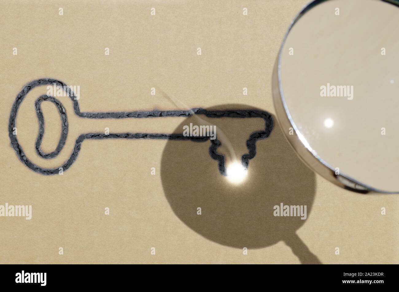 Magnifying glass sun paper hi-res stock photography and images - Alamy