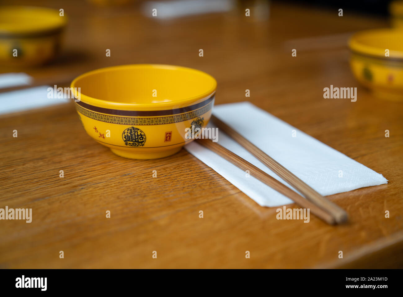 Yellow traditional chinese tea ceremony hi-res stock photography and ...
