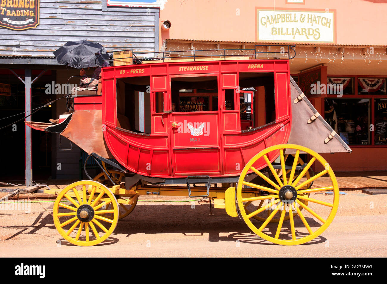 Wild west stagecoach hi-res stock photography and images - Alamy