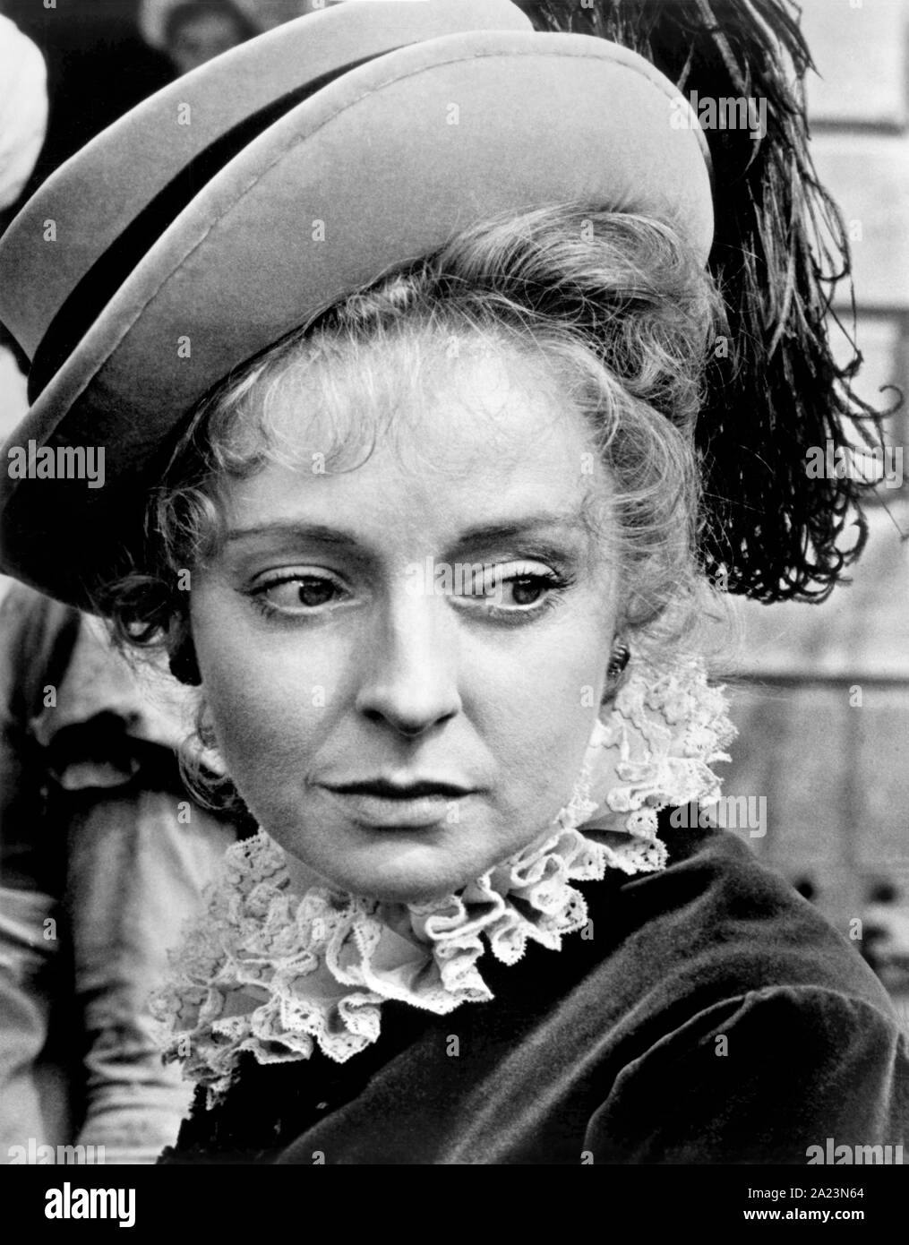 Barbara leigh hunt hi-res stock photography and images - Alamy