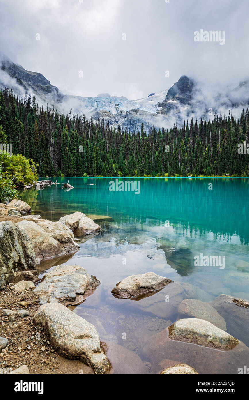 Whistler matier glacier joffe lake hi-res stock photography and images ...