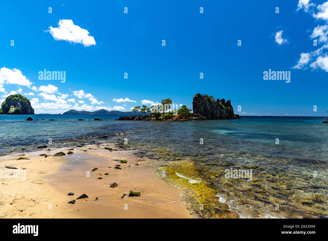 Saint Vincent and the Grenadines, Dove and Dike Islands view in Indian ...