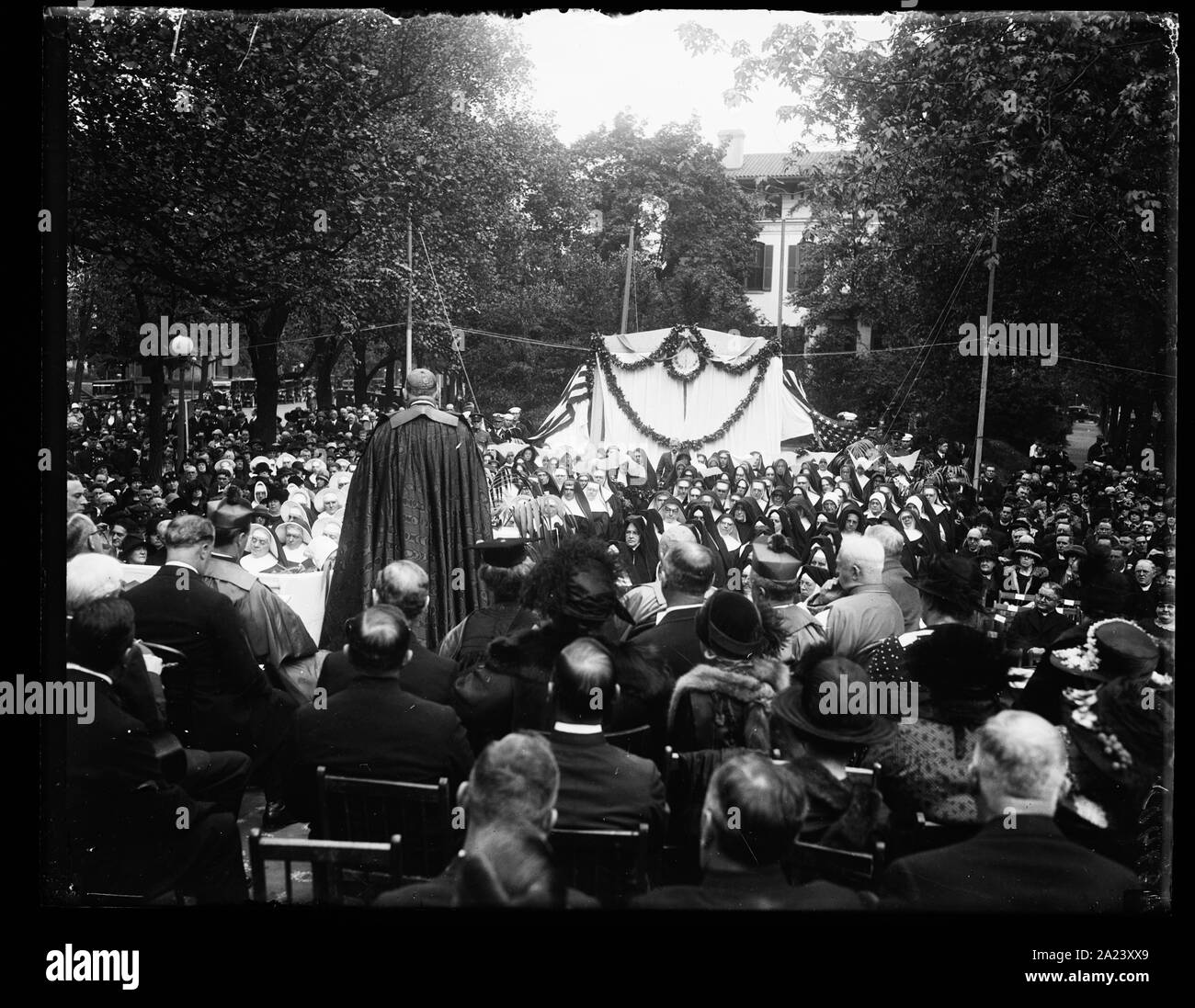 Communal outdoor space Black and White Stock Photos & Images - Alamy