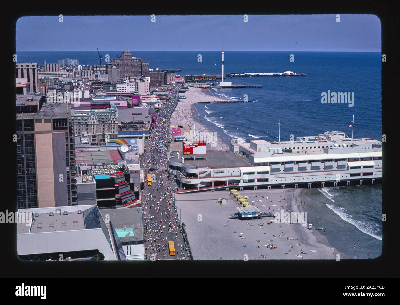 Overall beach atlantic city hi-res stock photography and images - Alamy