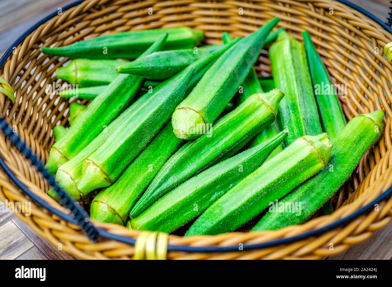 Vegetables basket hi-res stock photography and images - Alamy