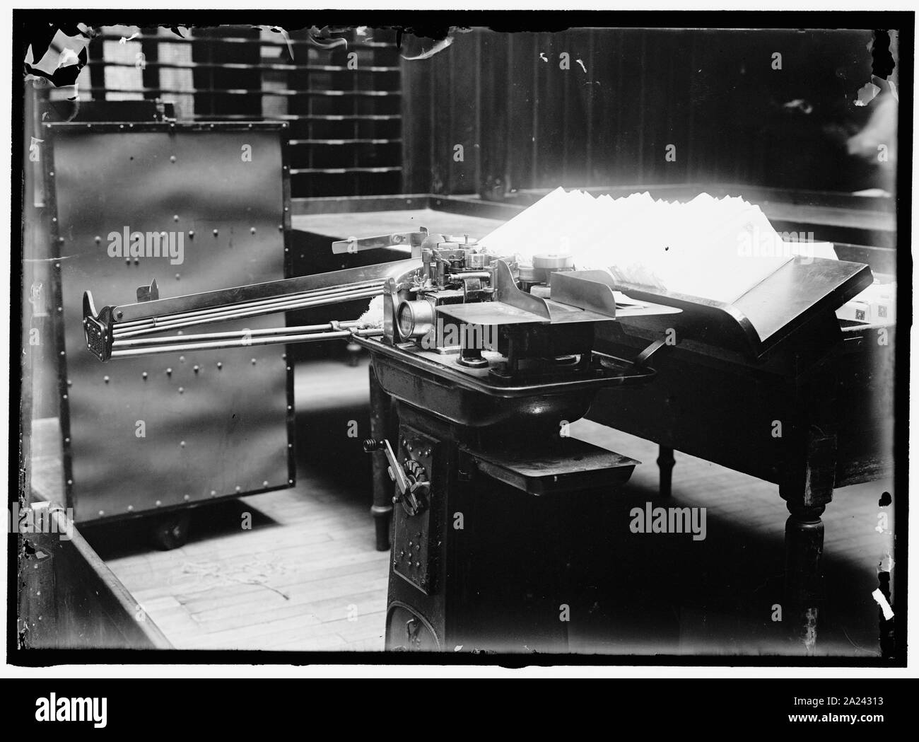 Machine system Cut Out Stock Images & Pictures - Alamy