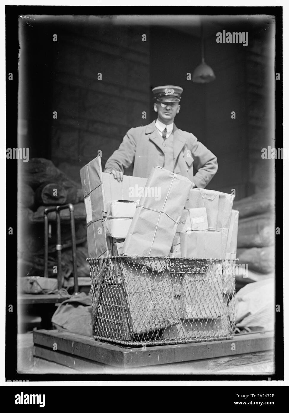 Department of distribution Cut Out Stock Images & Pictures - Alamy