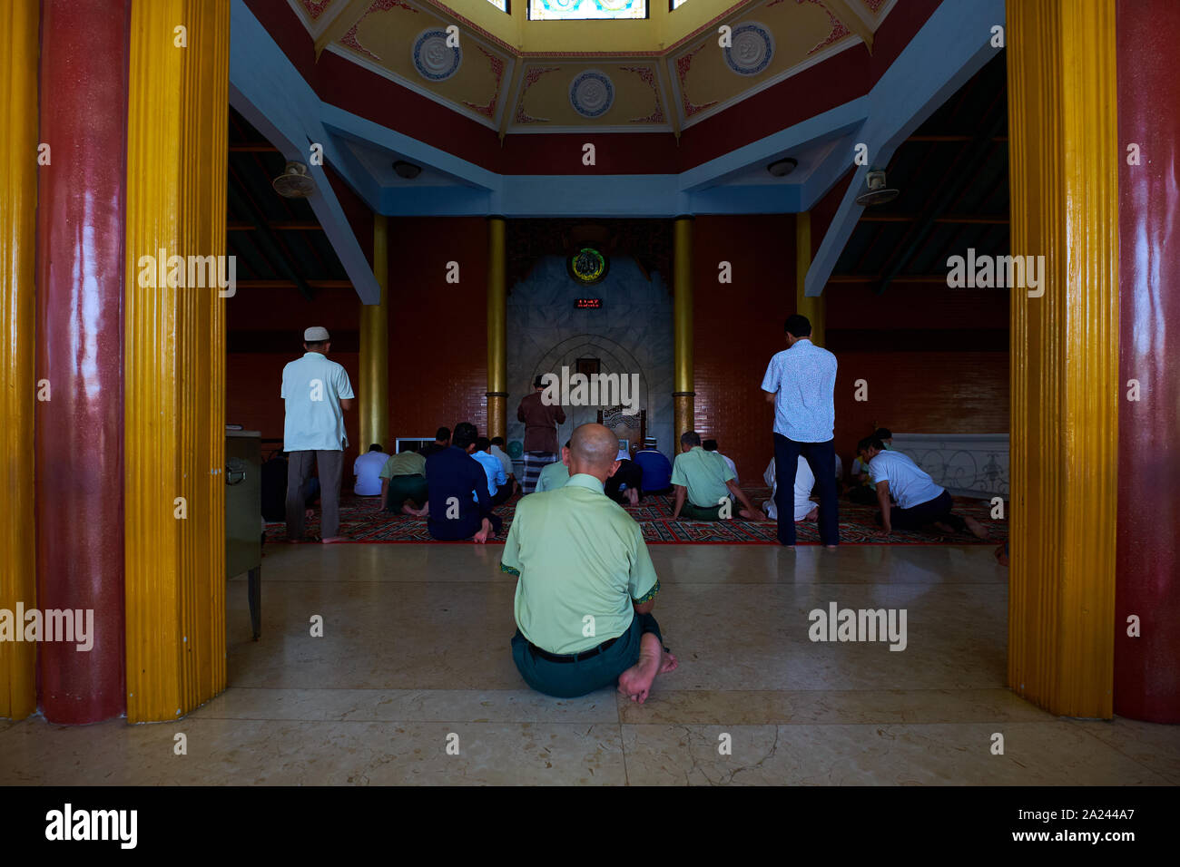 Chinese muslim hi-res stock photography and images - Alamy