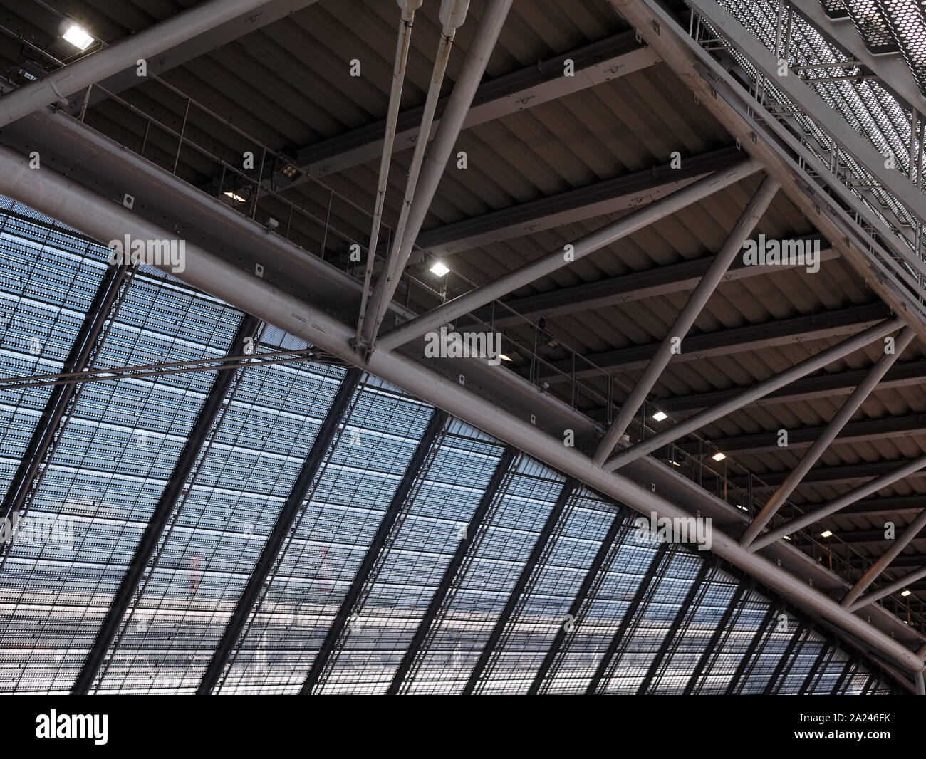 Architectural steel roof structure with pipe frames with hinged ...