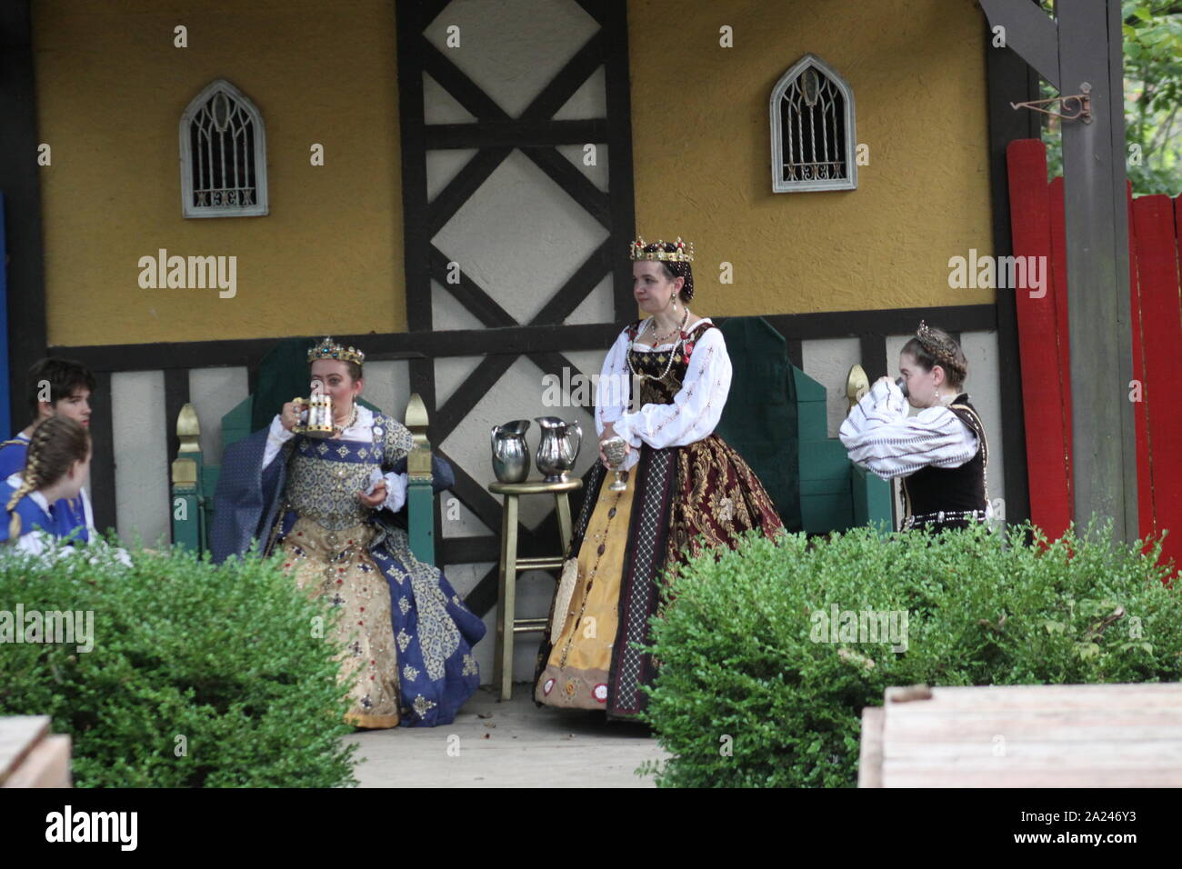 Queens Court watching fair goers Stock Photo - Alamy