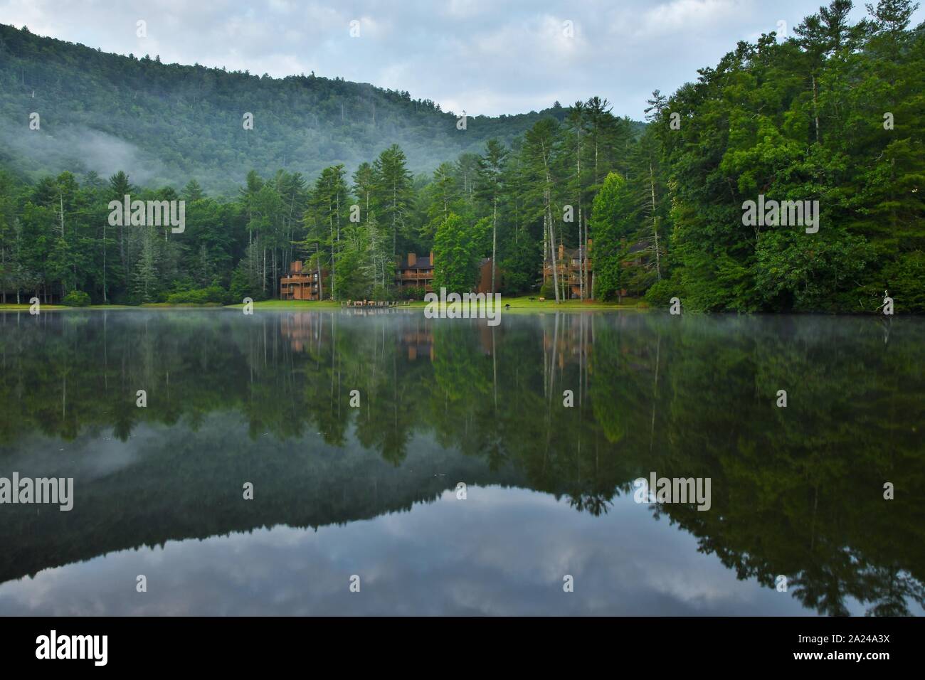 Lake in the Blue Ridge Mountains North Carolina Stock Photo - Alamy