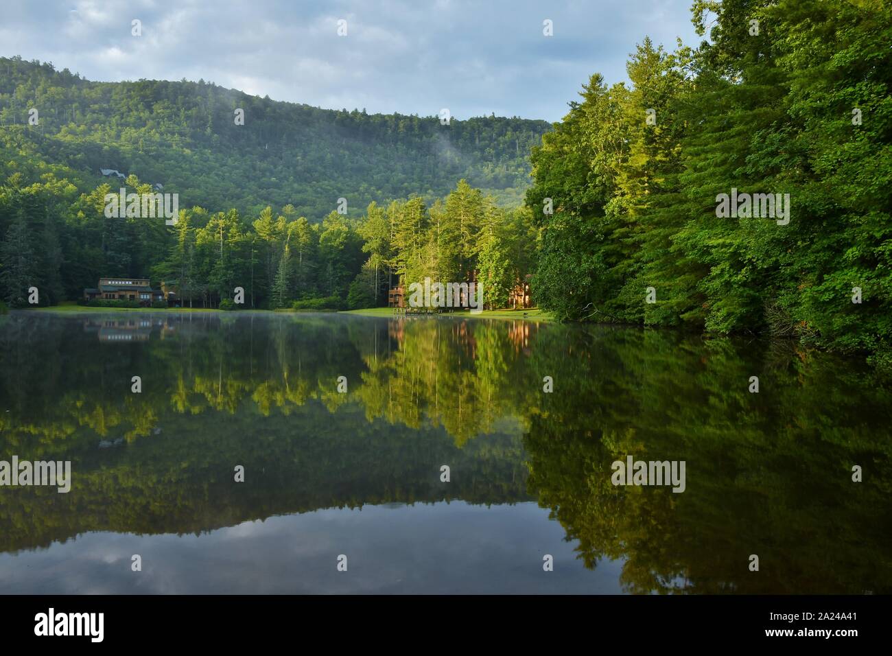 Lake in the Blue Ridge Mountains North Carolina Stock Photo - Alamy