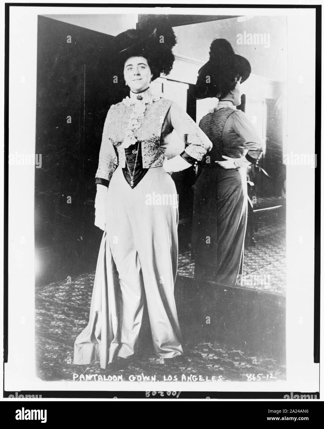 Pantaloon High Resolution Stock Photography and Images - Alamy