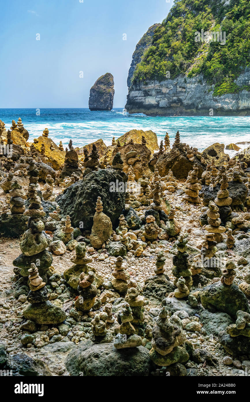Beach and cave at Tembeling beach, at Nusa Penida Island, Bali ...
