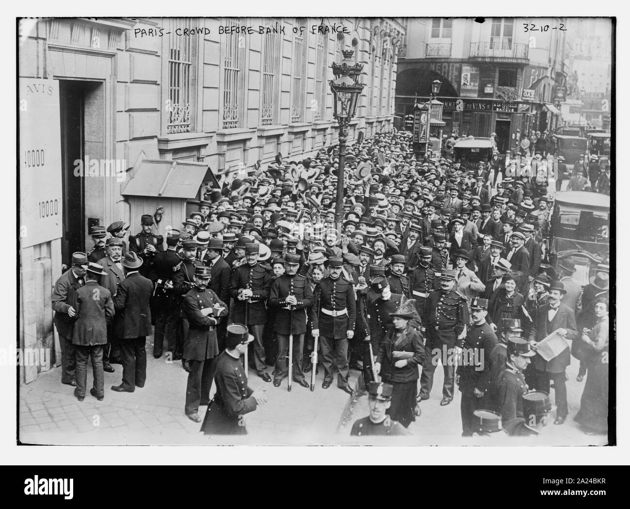 Before paris Black and White Stock Photos & Images - Alamy