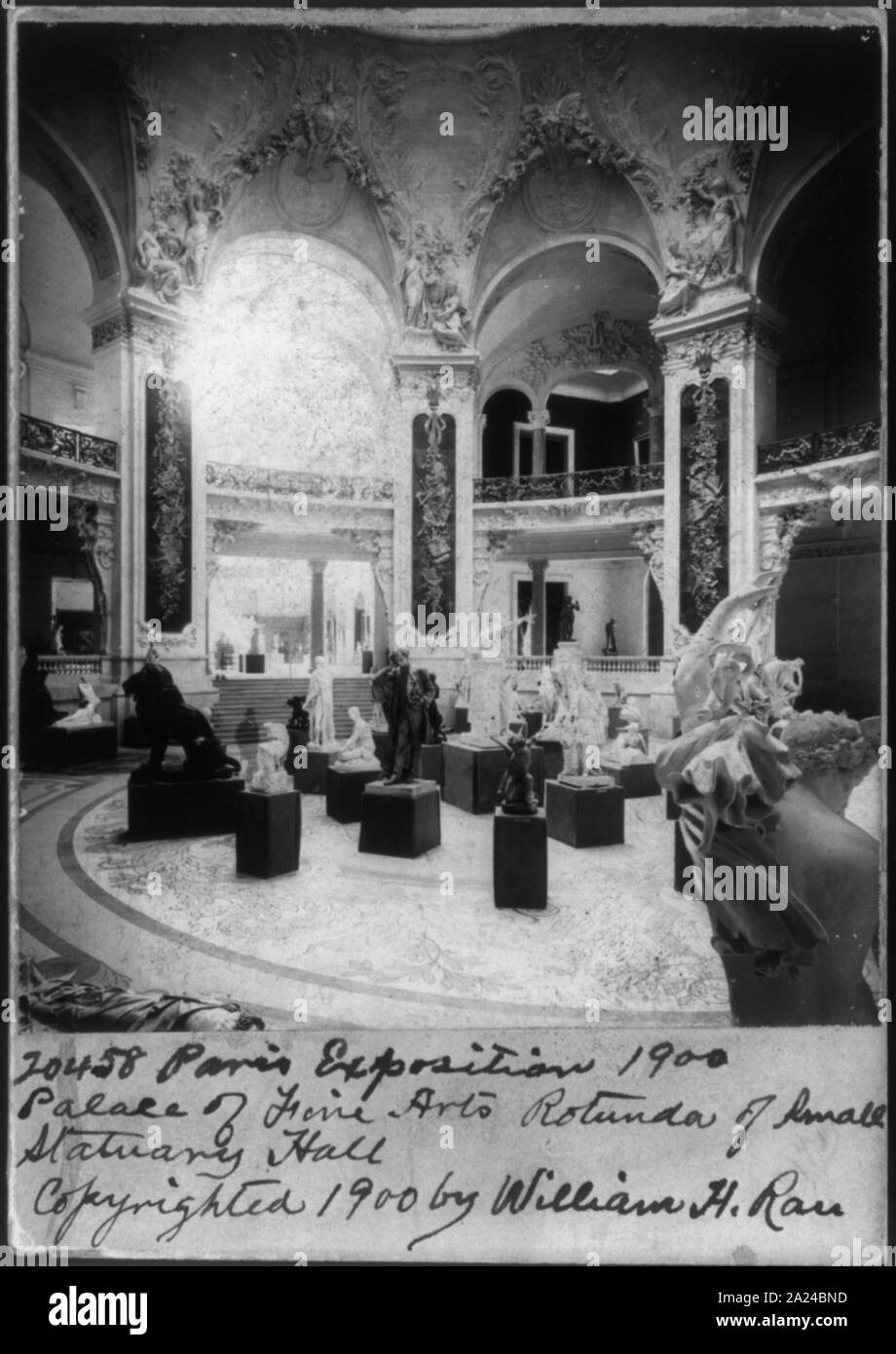 Paris Exposition, 1900. Palace of Fine arts, Rotunda of Small Statuary ...