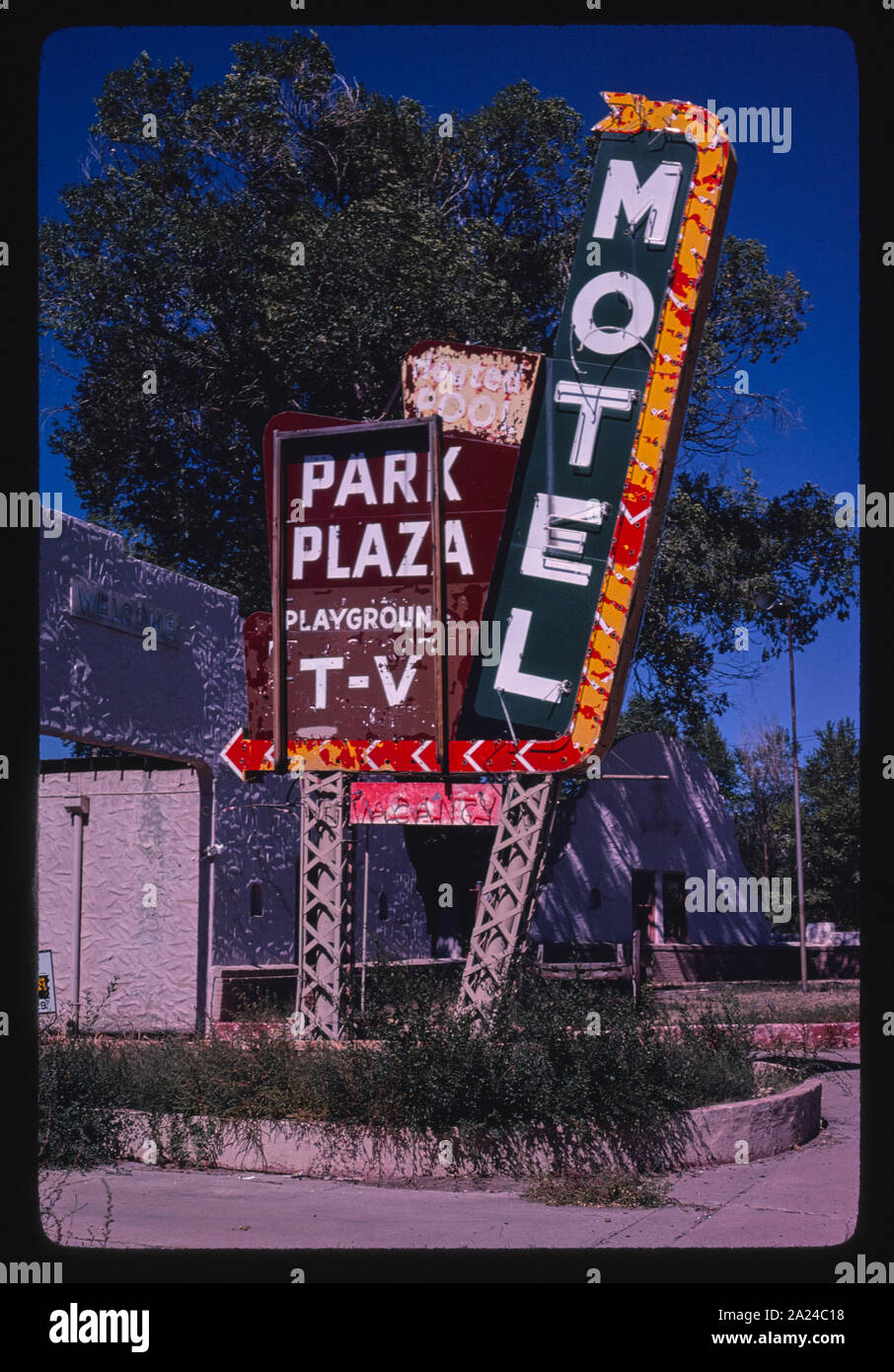 Park Plaza Motel sign, Raton, New Mexico Stock Photo - Alamy