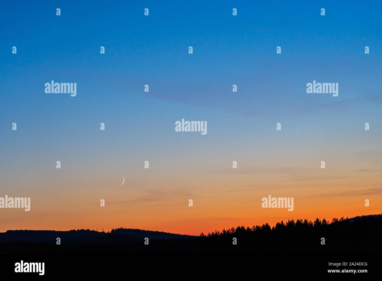 Colorful clear sky with no clouds at dusk after sunset Stock Photo - Alamy