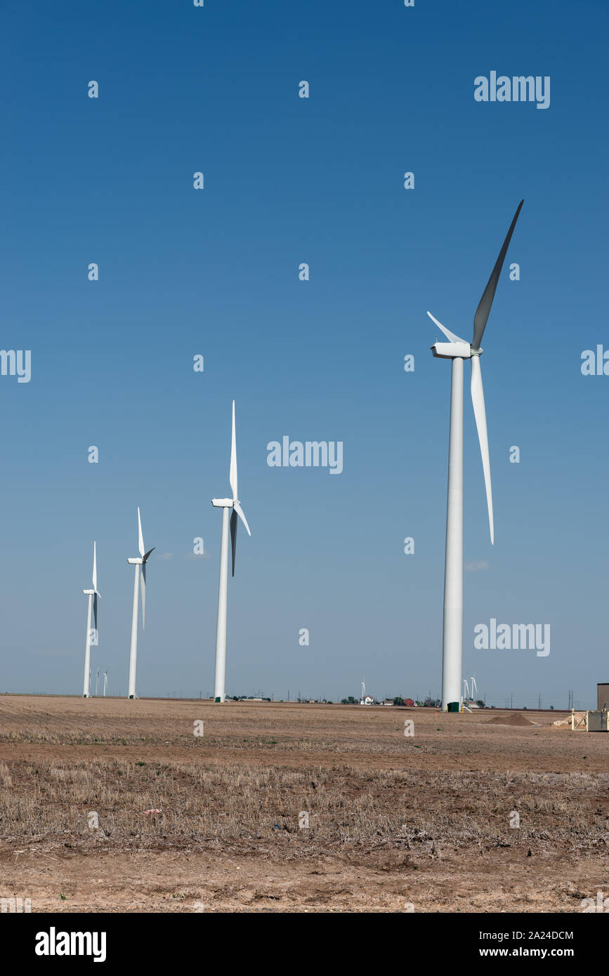 Large wind farm hi-res stock photography and images - Alamy