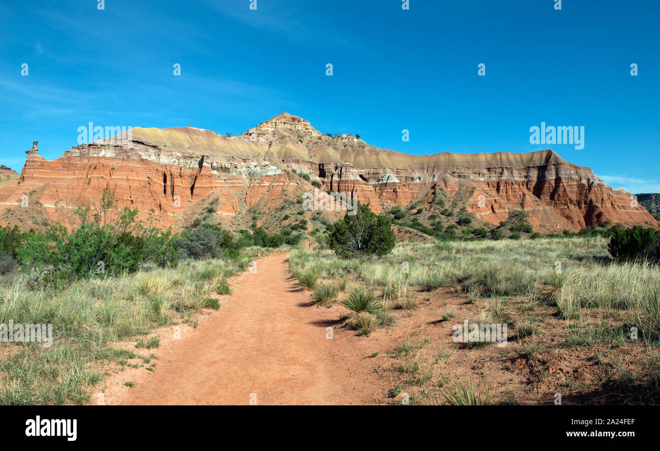 Path and rock formations in Palo Duro Canyon State Park in the Texas ...