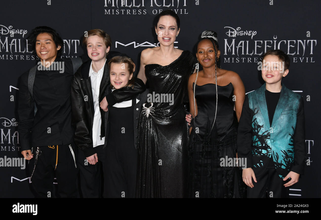 Maddox jolie pitt and knox jolie pitt hi-res stock photography and ...