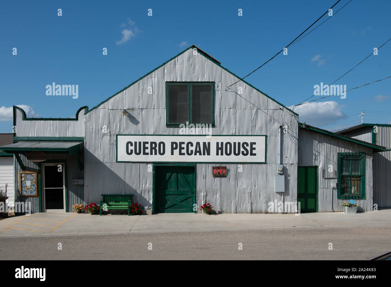 Pecan processing plant in Cuero, Texas Stock Photo - Alamy